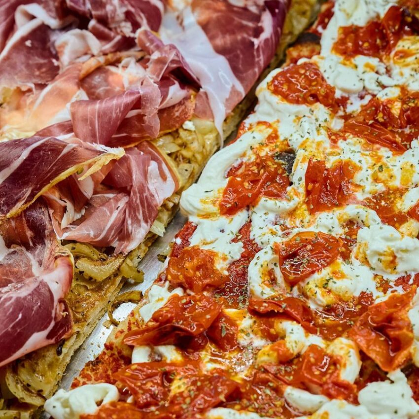 La storia della pizza in teglia a Roma: dai primi impasti all ...